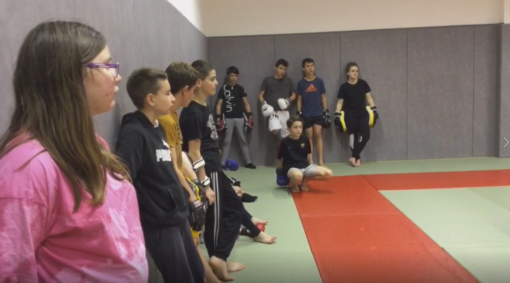 Boxe, ateliers d'écriture: retours sur une année d'intervention au collège